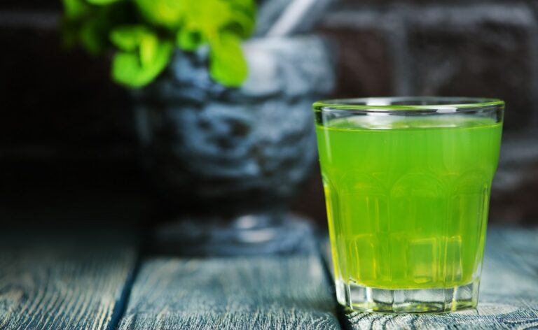 How to reduce body heat: 10 natural & effective home remedies