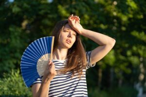 How to reduce body heat: 10 natural & effective home remedies